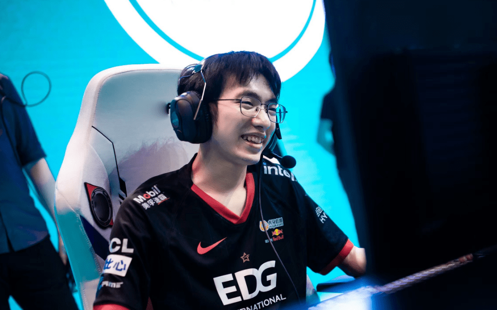 冠軍JG&AD再次對決！ EDG能否成功復仇TES，上路是關鍵 | 英雄聯盟