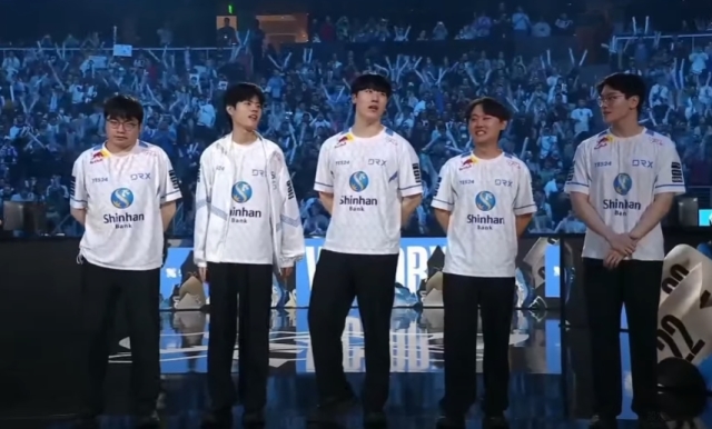 GEN vs DRX 大海嘯? Zeka火影阿卡莉 無情開秀 Deft賽後緊抱火影落淚