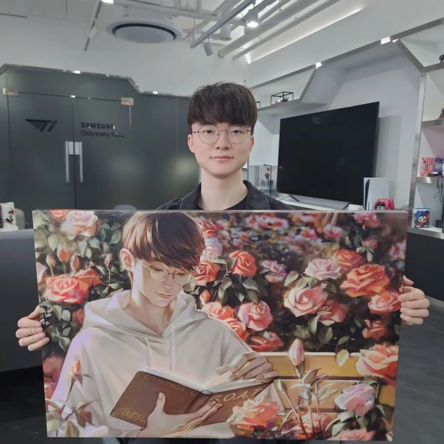 Faker IG 10週年收到的禮物