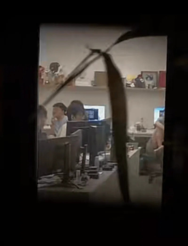 虎撲熱議：Uzi疑似加入EDG？(乳摸) | 英雄聯盟