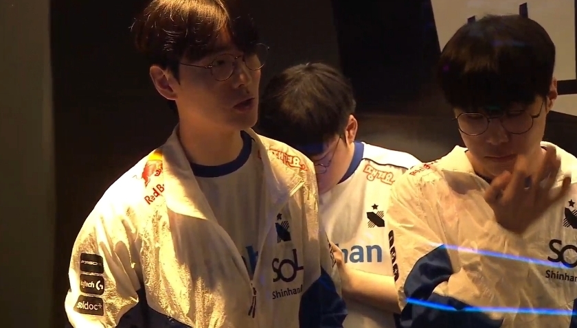 少了Faker.. T1變散沙? 被 2-6 DRX壓著打 替補中路Poby 終究是年輕人 | 英雄聯盟