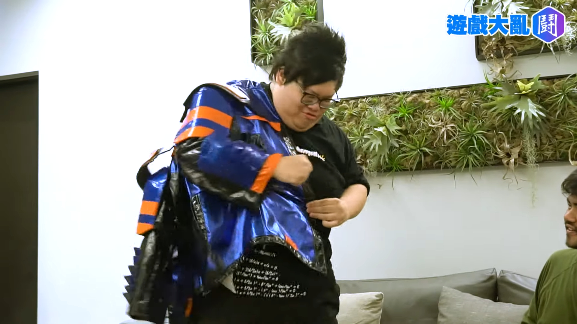 《獨家》史丹利收到了! TOYZ拳上戰衣傳承 兩人關係可望破冰!? 與丁特實況爭執始末公開心情 | 休閒娛樂