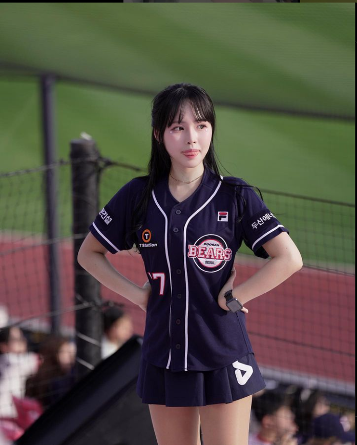 T1勇奪冠軍 Oner姐姐祝賀T1反成焦點!? | 正妹