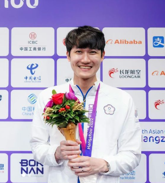 PTT熱議＆Karsa實況：CFO誠意拉滿 還在談 | 英雄聯盟