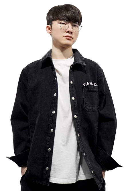 Faker成為韓國炸雞品牌Alachi Chicken的新代言人