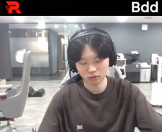 Bdd在Faker的生日推上秒讚 這不是真愛什麼才是真愛