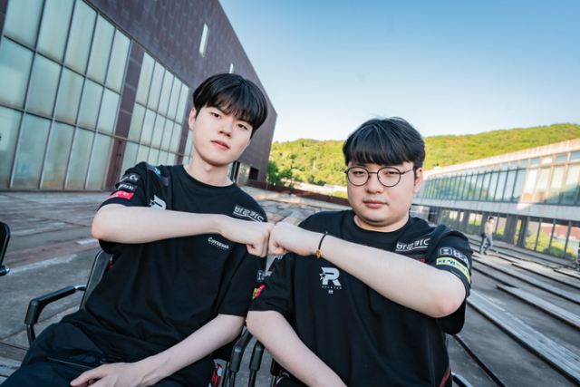 LCK夏季賽開賽 官方IG上只有T1 tag錯人？