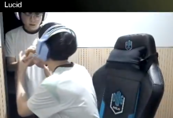 不愧跟著哥簽三年約 Lucid跟Showmaker這互動也太親密