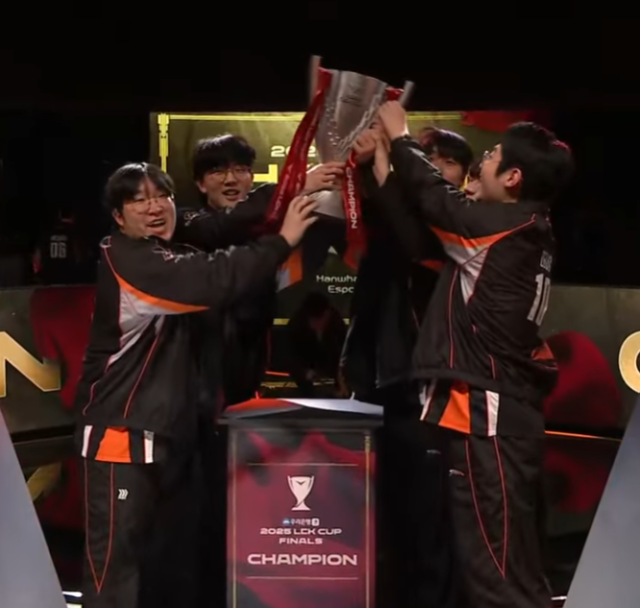 4個BO5全部打滿！Zeka第五局不敗傳說仍然繼續！HLE取得初陣對抗賽資格