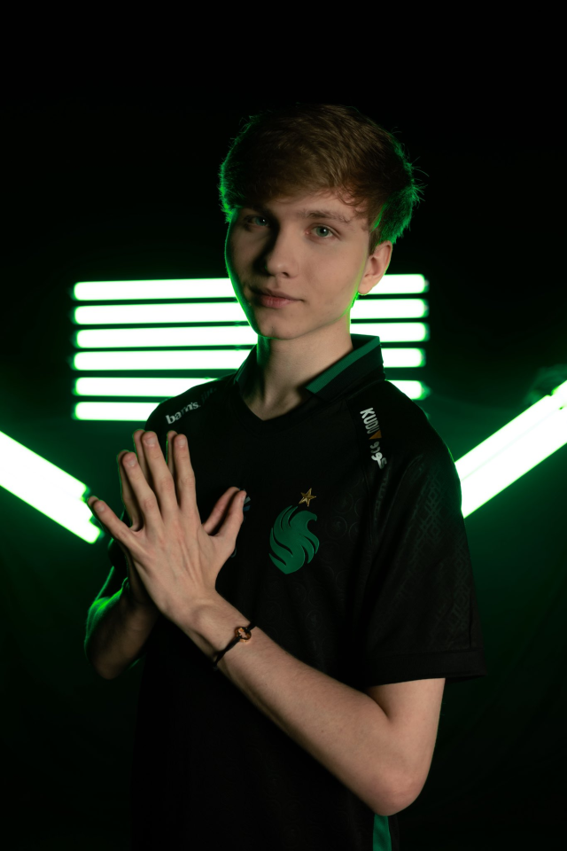 m0NESY離開G2加盟Falcons 跟老隊友Niko重聚