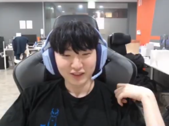 Peter：大吉哥最棒了～Cuzz 是誰啊！Bdd 是誰啊！我才不知道呢！